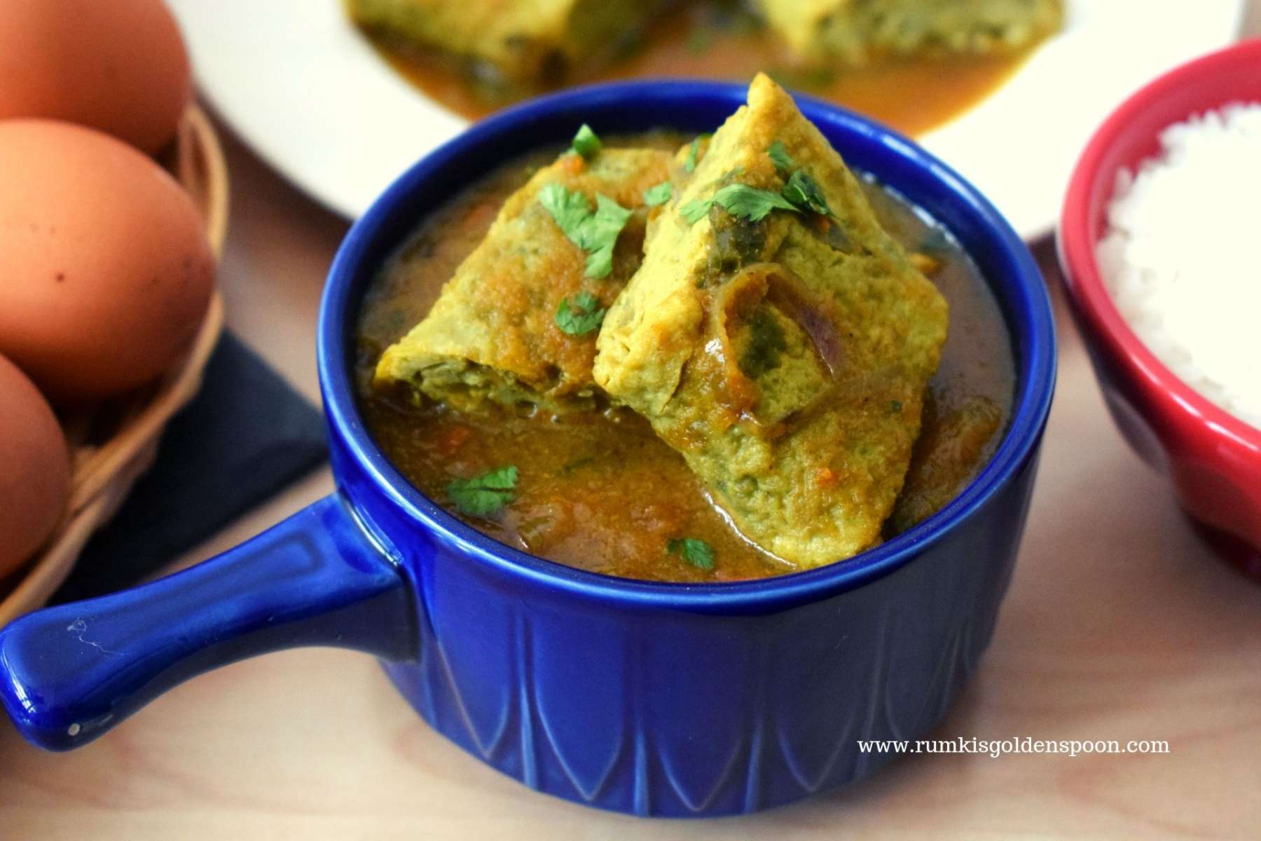 Omelette Curry - Rumki's Golden Spoon