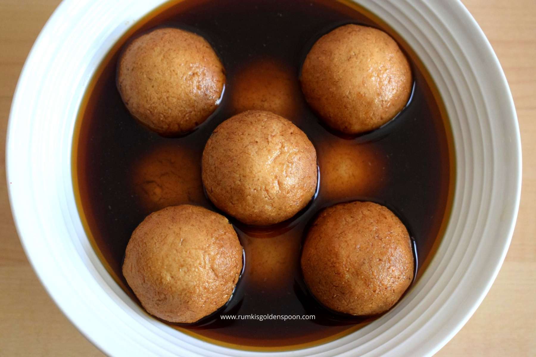 Nolen Gur Rosogolla - Rumki's Golden Spoon