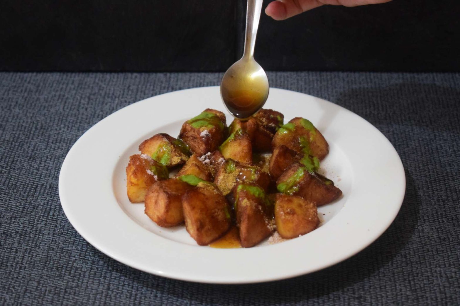 Aloo dahi chaat recipe | Dahi aloo chaat recipe | Potato chaat - Rumki ...