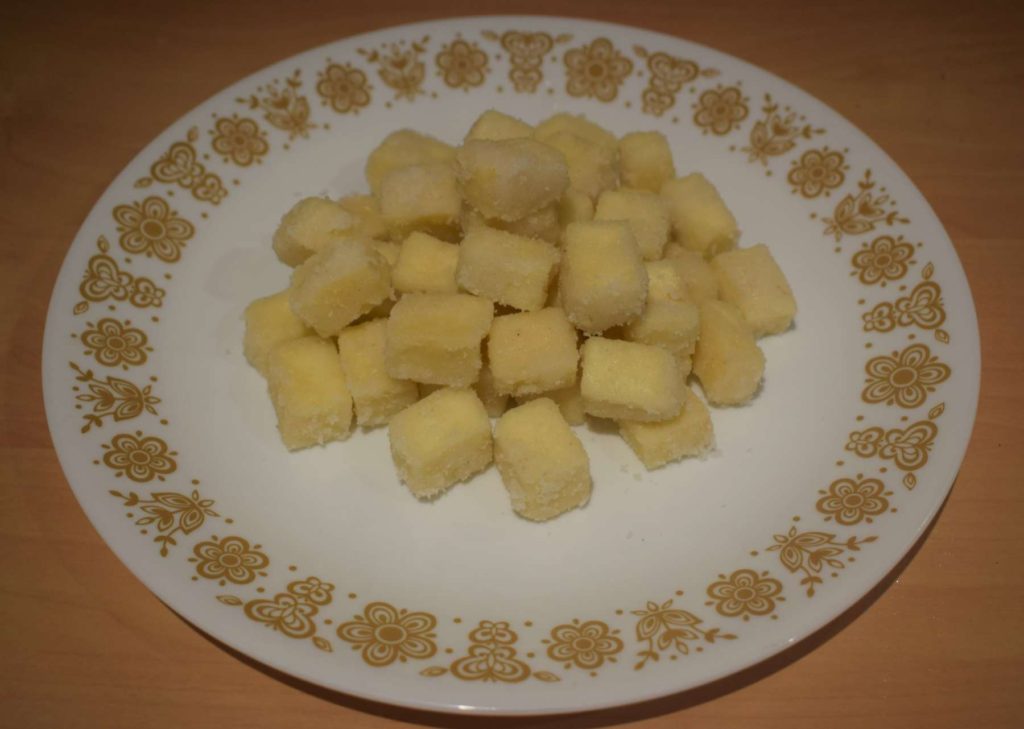 Chena murki recipe | Chenna murki | Paneer murki | Bengali sweet recipe ...