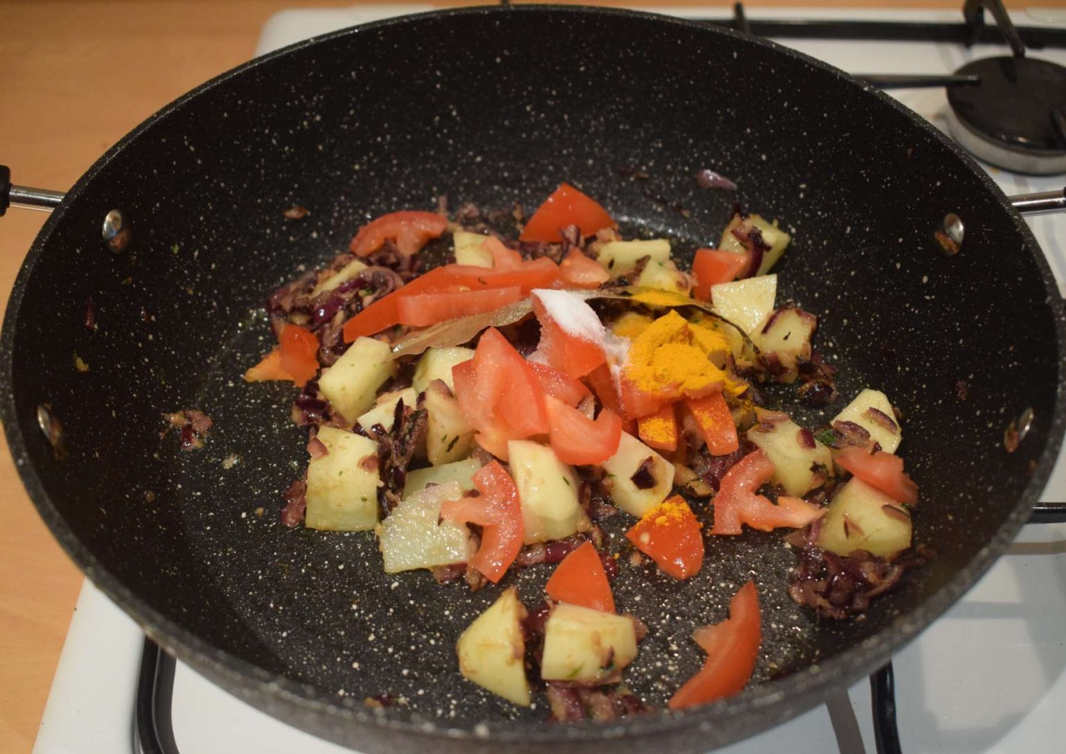 Ghugni recipe | Ghugni recipe Bengali | How to make ghugni | Matar ...