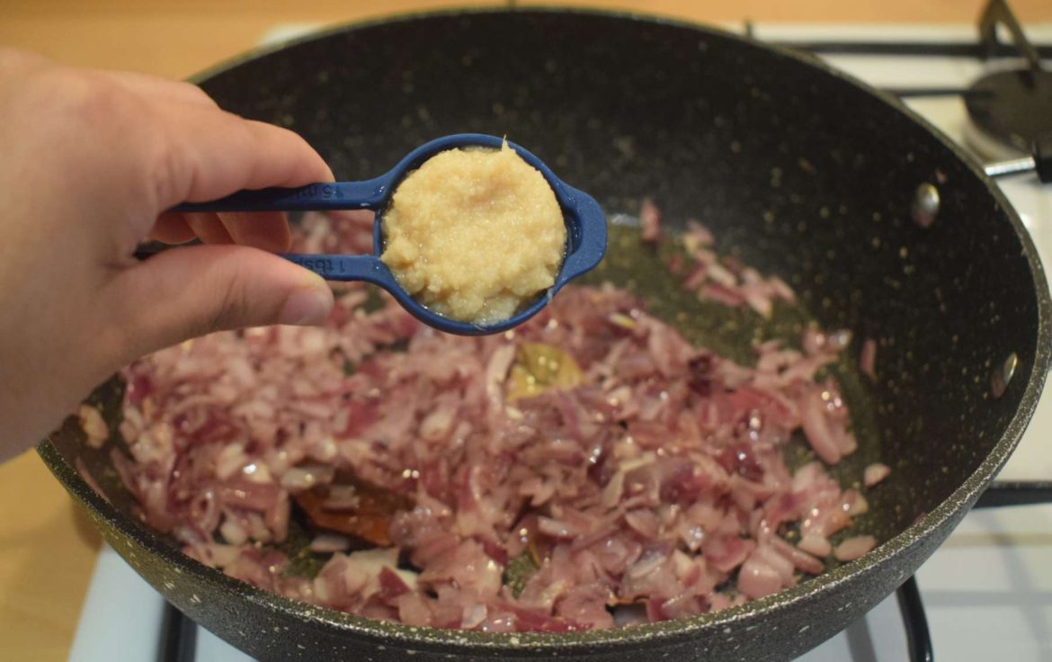 Chicken bharta recipe | Chicken bhorta | How to make chicken bharta ...