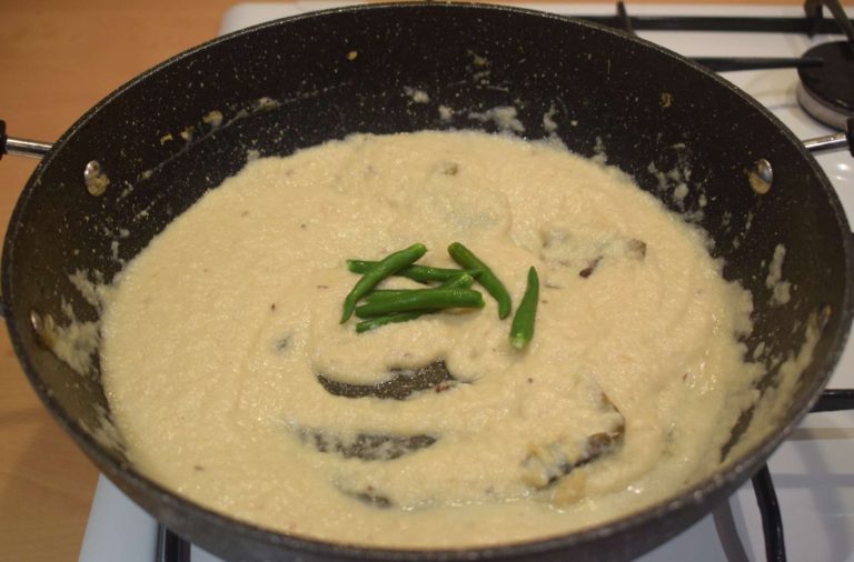 Doi maach | Doi rui recipe | Doi maach bengali recipe | Fish curry with ...