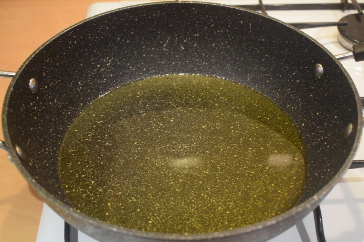 Doi maach | Doi rui recipe | Doi maach bengali recipe | Fish curry with ...