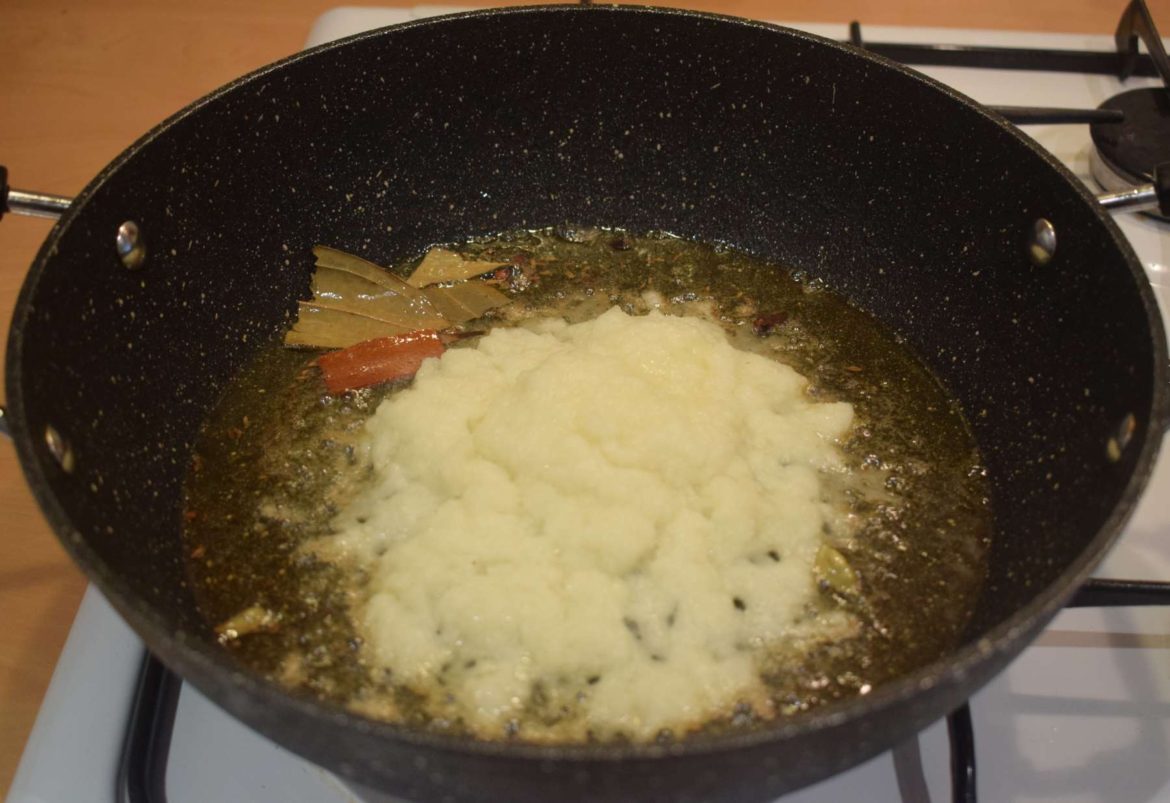 Doi maach | Doi rui recipe | Doi maach bengali recipe | Fish curry with ...