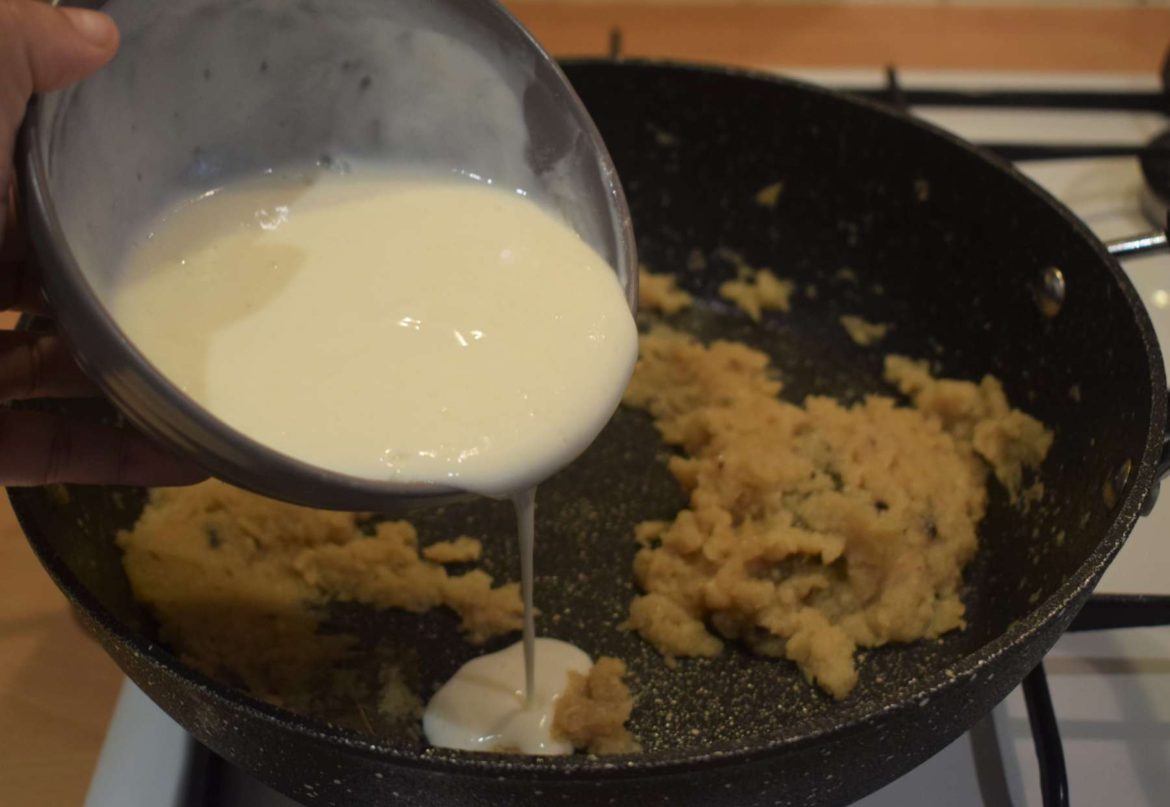 Doi maach | Doi rui recipe | Doi maach bengali recipe | Fish curry with ...