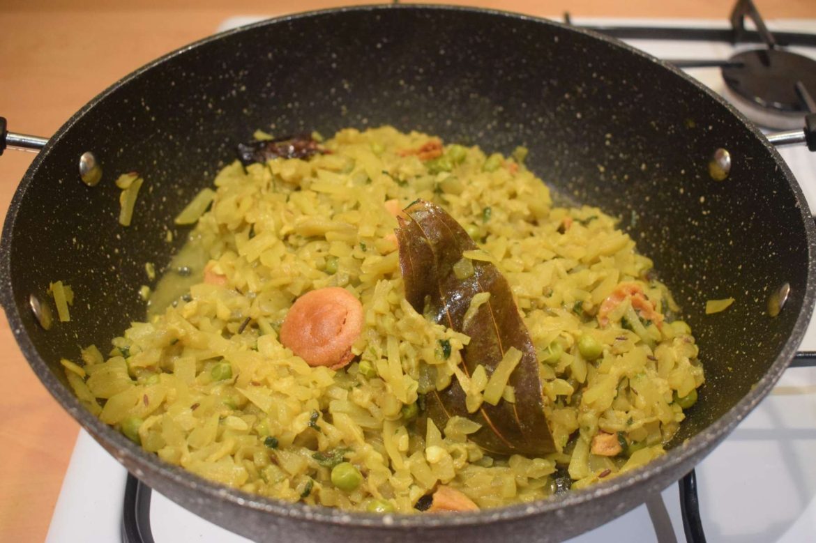 Lau ghonto recipe | Lau ghonto recipe bengali | Lau er ghonto | Bori ...