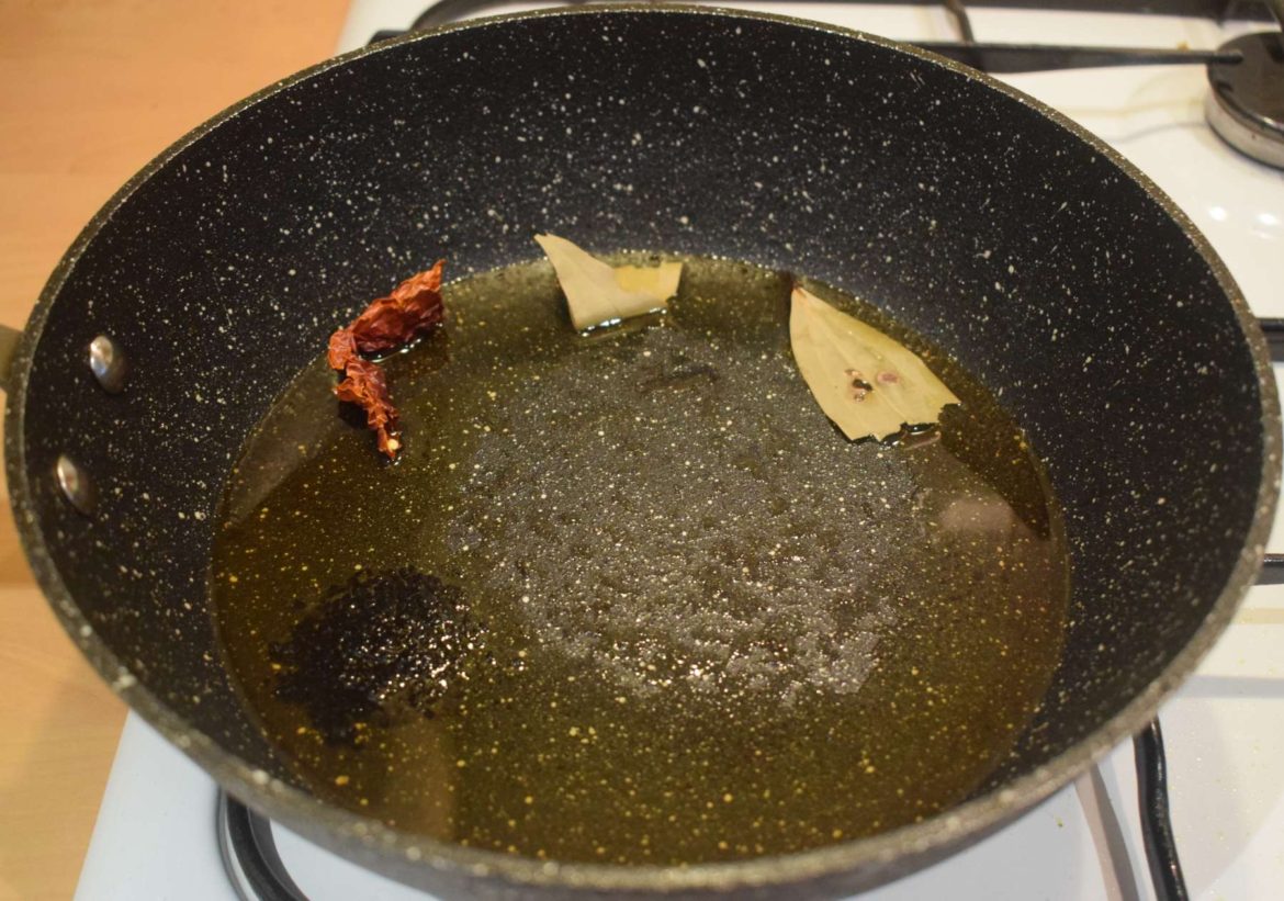 Potol posto | Potol posto Bengali recipe | How to make potol posto ...