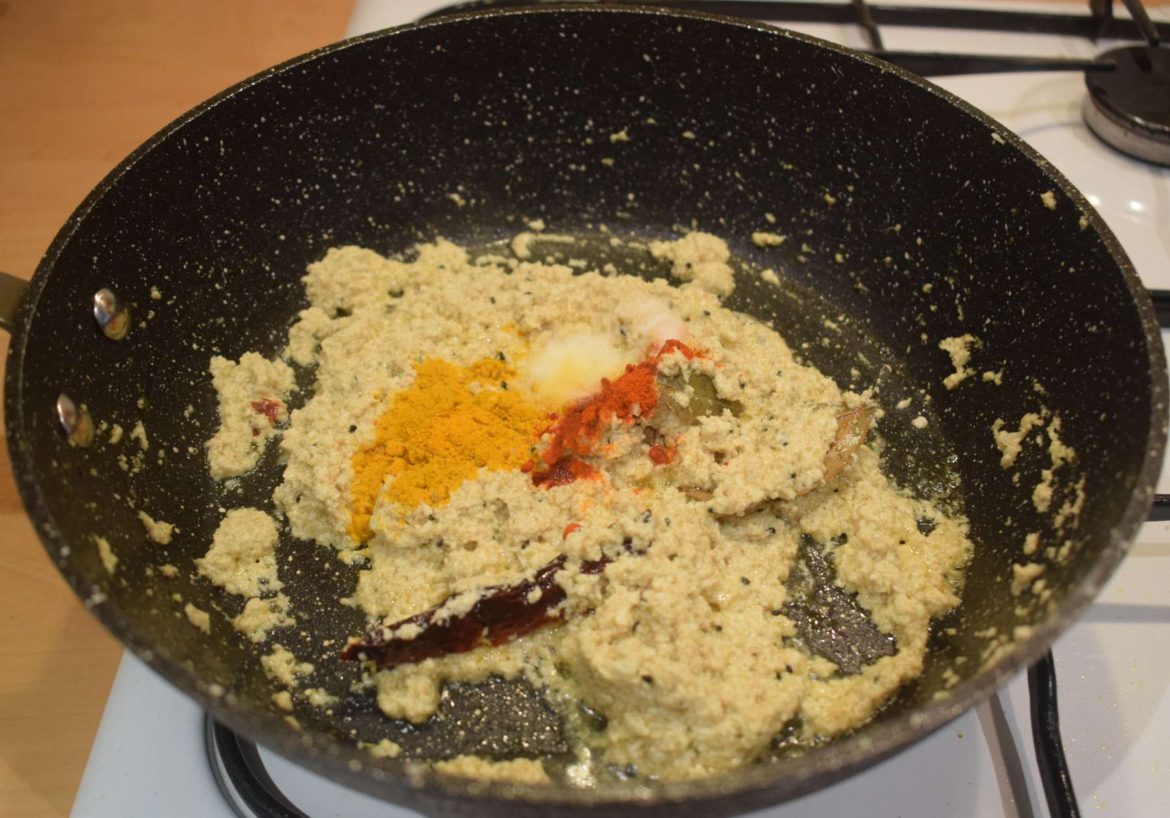 Potol posto | Potol posto Bengali recipe | How to make potol posto ...