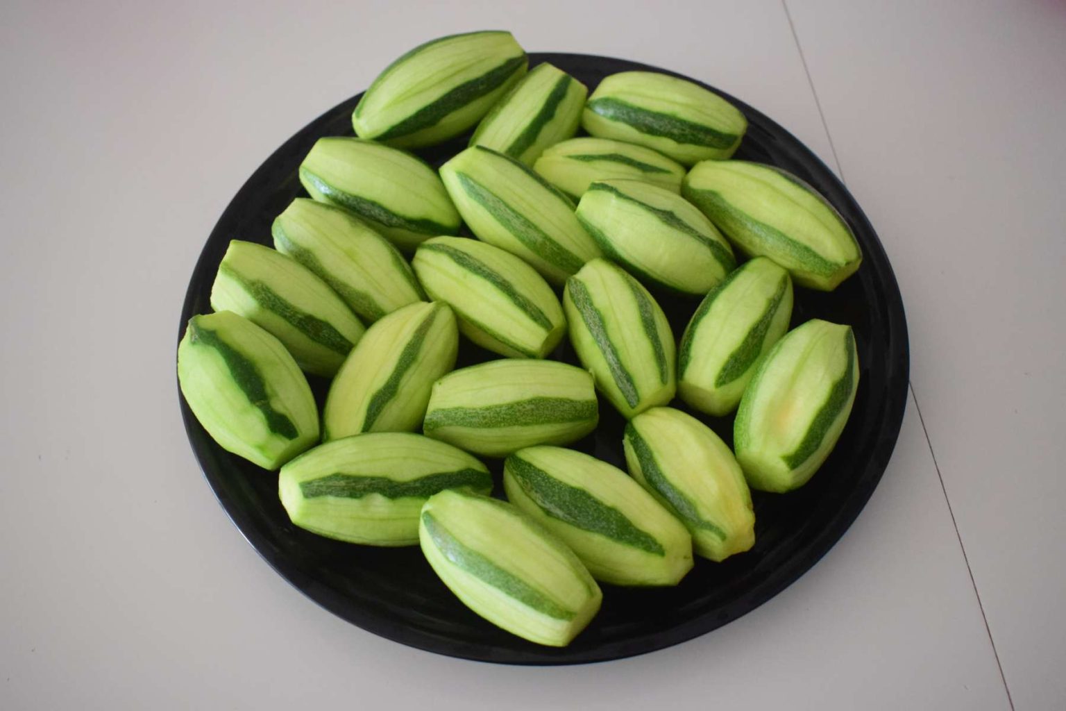 Potol posto | Potol posto Bengali recipe | How to make potol posto ...