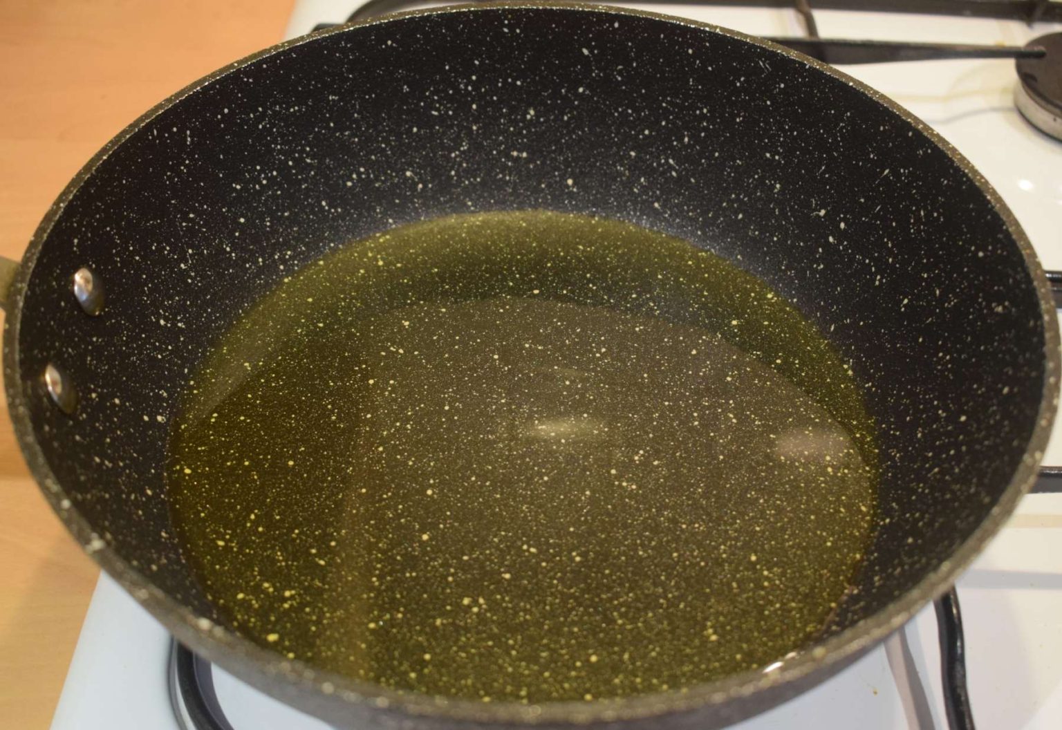 Potol posto | Potol posto Bengali recipe | How to make potol posto ...