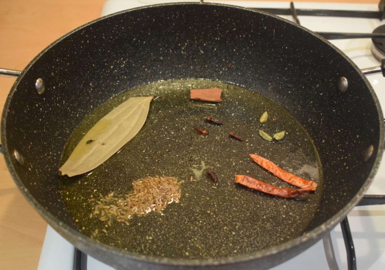 Mocha ghonto | Mochar ghonto | Mocha recipe Bengali | Banana flower ...