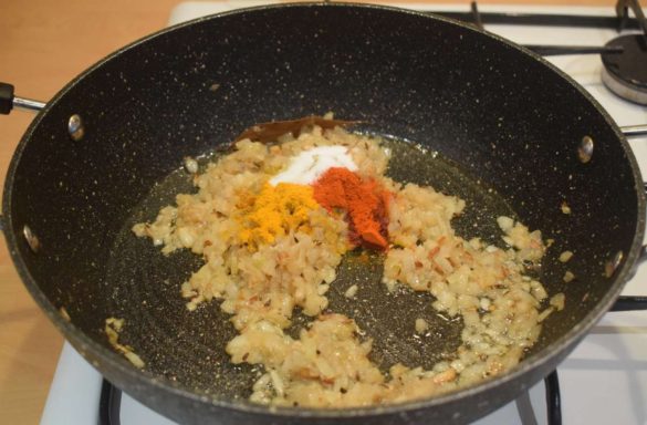 Chole palak recipe | Chana palak | Chickpea and spinach curry - Rumki's ...