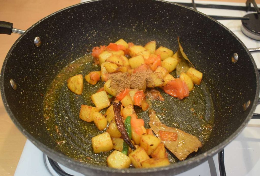 Niramish ghugni | Niramish ghugni recipe Bengali | Ghugni bengali ...