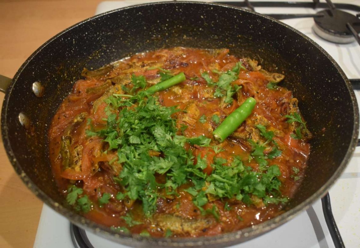 Puti macher jhal | Puti macher recipe |Puti macher recipe Bengali ...