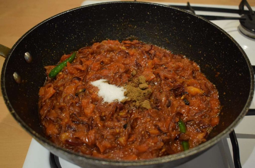 Dimer kosha | Egg kosha | Dim kosha recipe | Bengali egg curry recipe ...