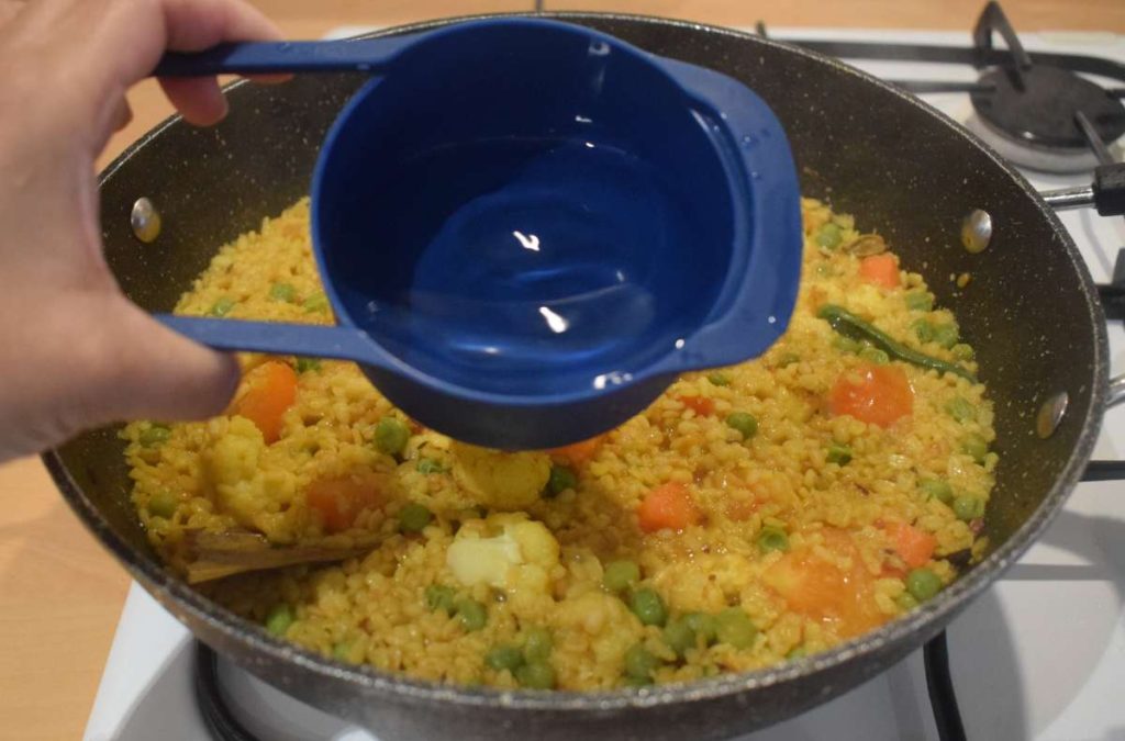 Bhaja moong dal | Bengali moong dal recipe | Bhaja muger dal - Rumki's ...