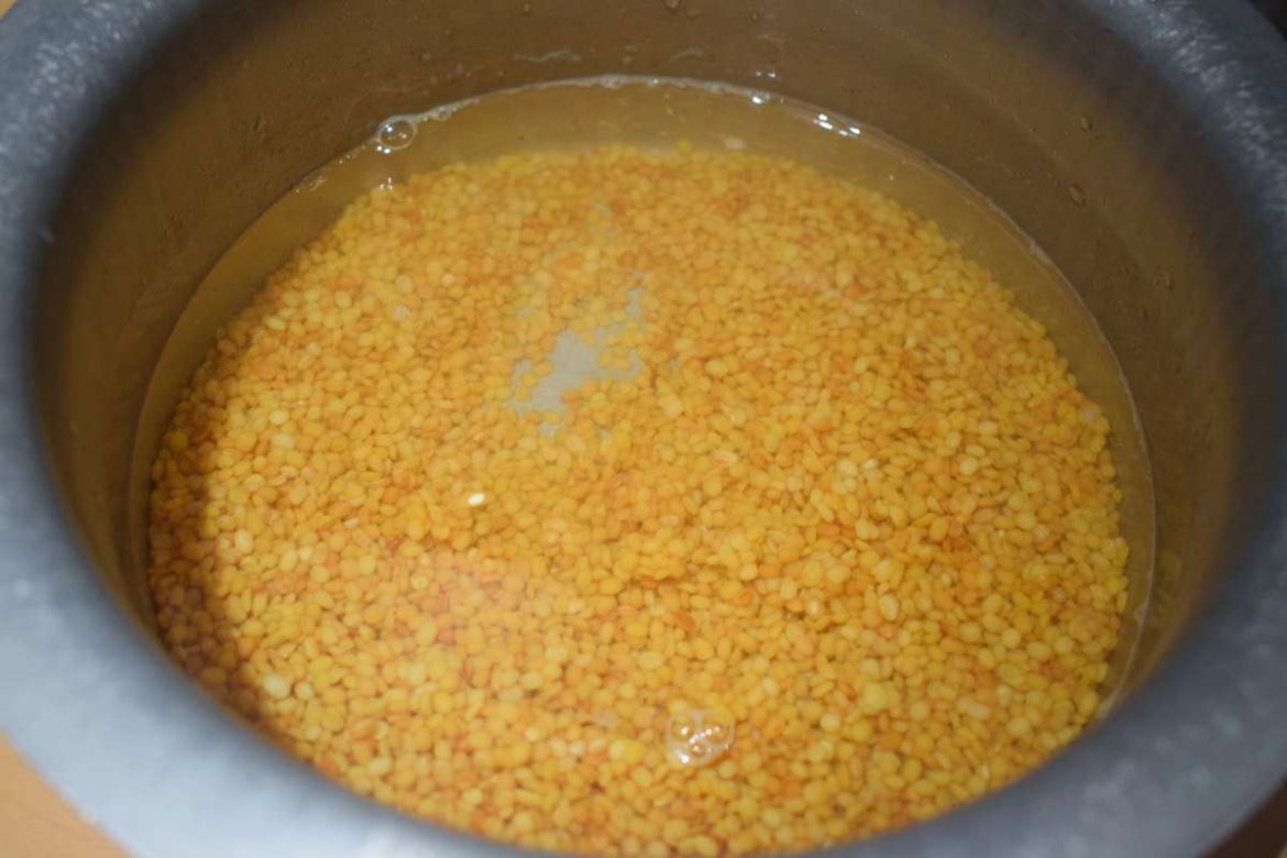 Bhaja moong dal | Bengali moong dal recipe | Bhaja muger dal - Rumki's ...