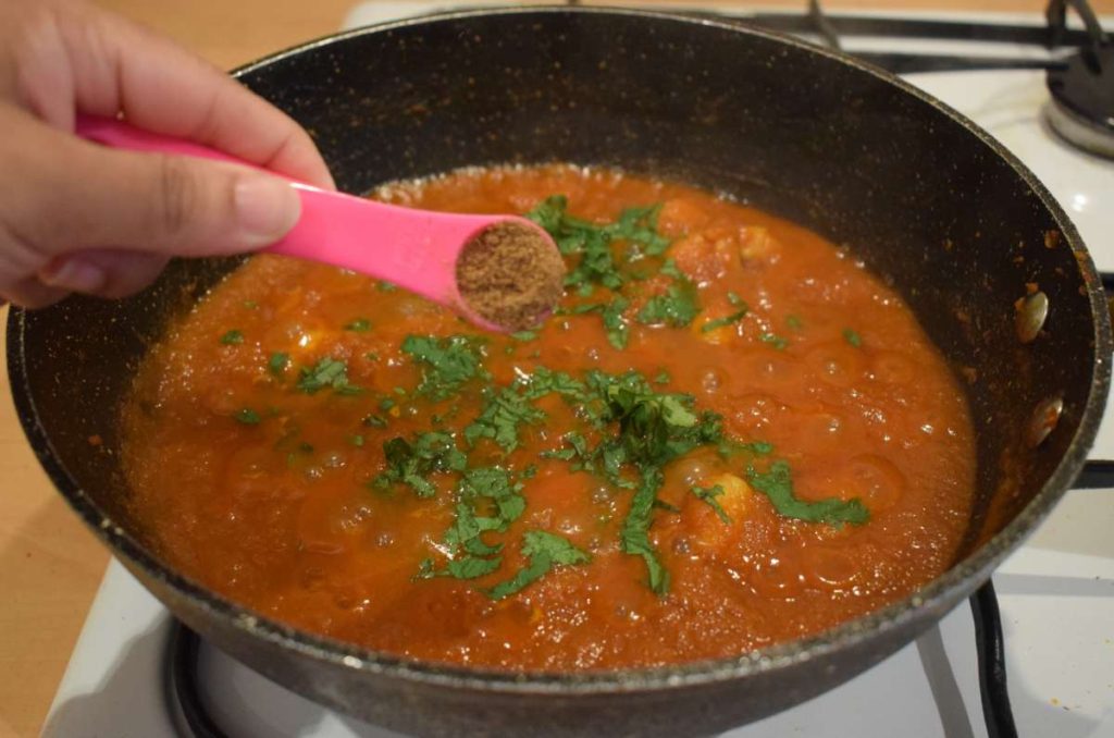 Prawn masala recipe| Prawn masala curry| How to make prawn masala ...