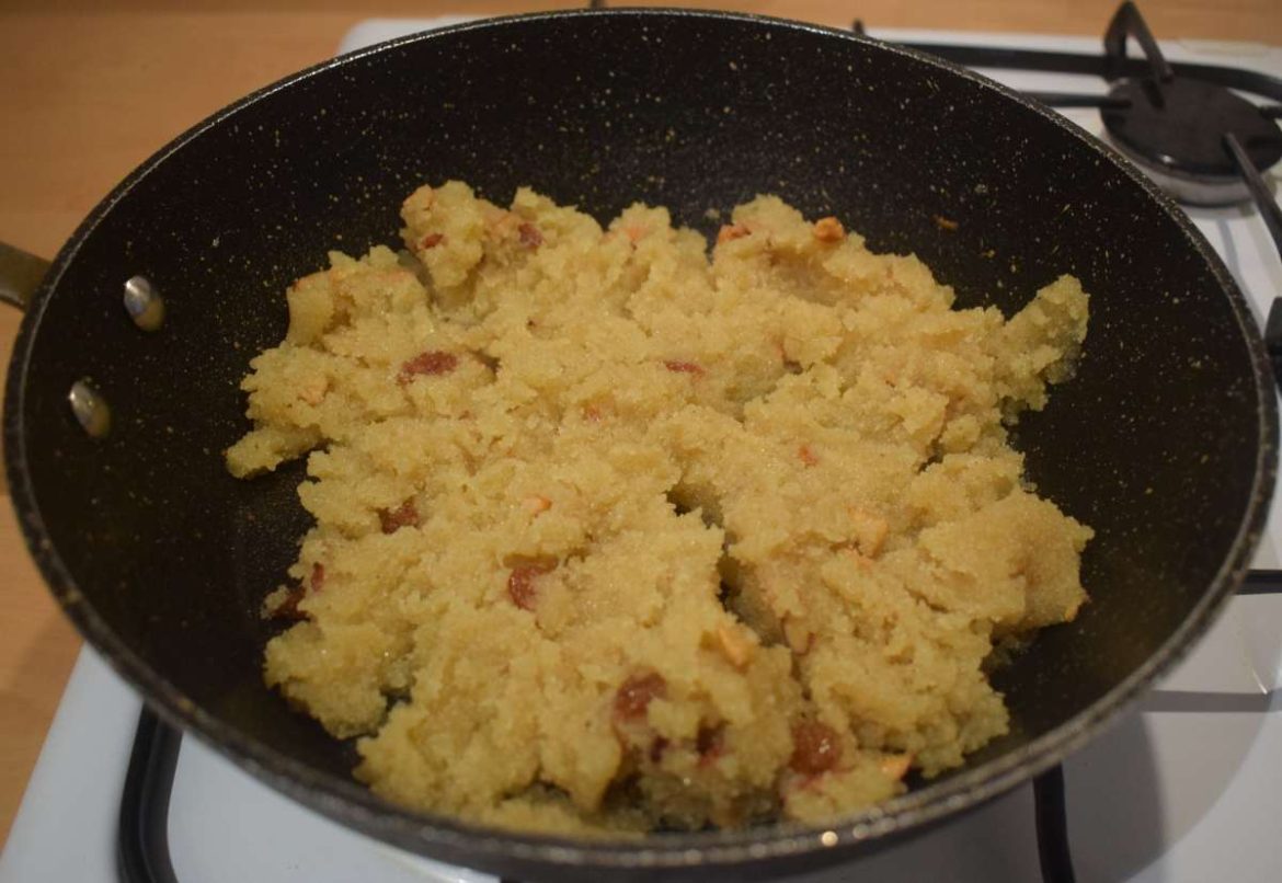 Suji ka halwa recipe | Sooji halwa recipe | Rava sheera | Semolina ...