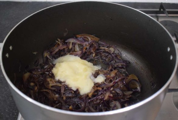 Chicken dak bunglow | Chicken dak bungalow recipe | Dak bungalow ...