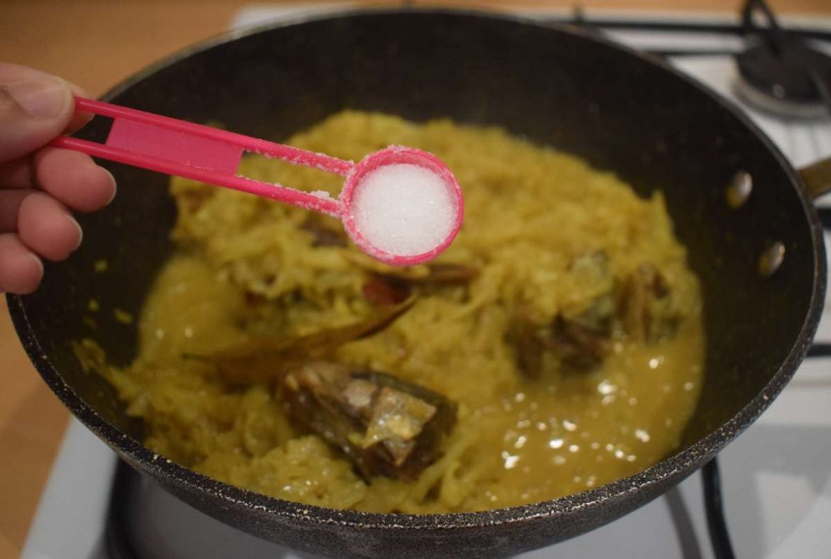 Ilish macher matha diye lau ghonto | Macher matha diye lau ghonto ...