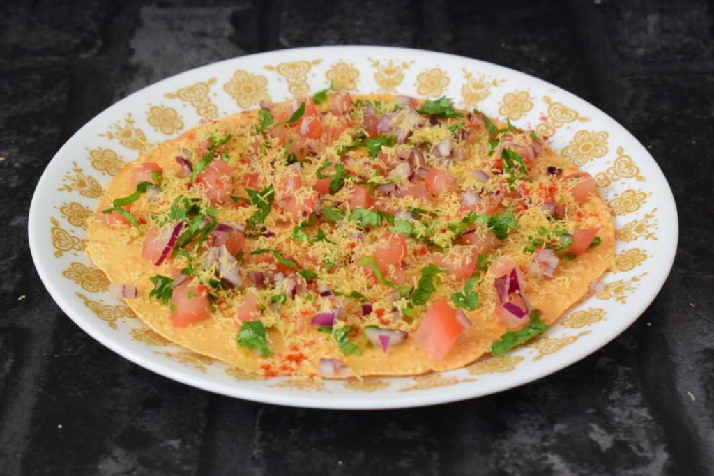 Masala papads | Masala papad | How to make masala papad | Masala papar ...