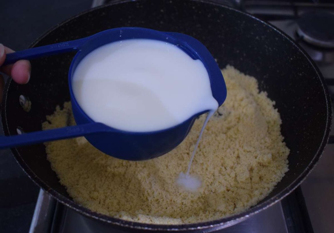 Nolen gur diye suji | Bengali suji recipe | Nolen gur recipes - Rumki's ...