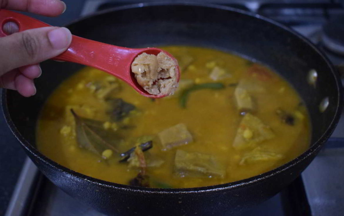 Echor diye cholar dal | Cholar dal er recipe - Rumki's Golden Spoon
