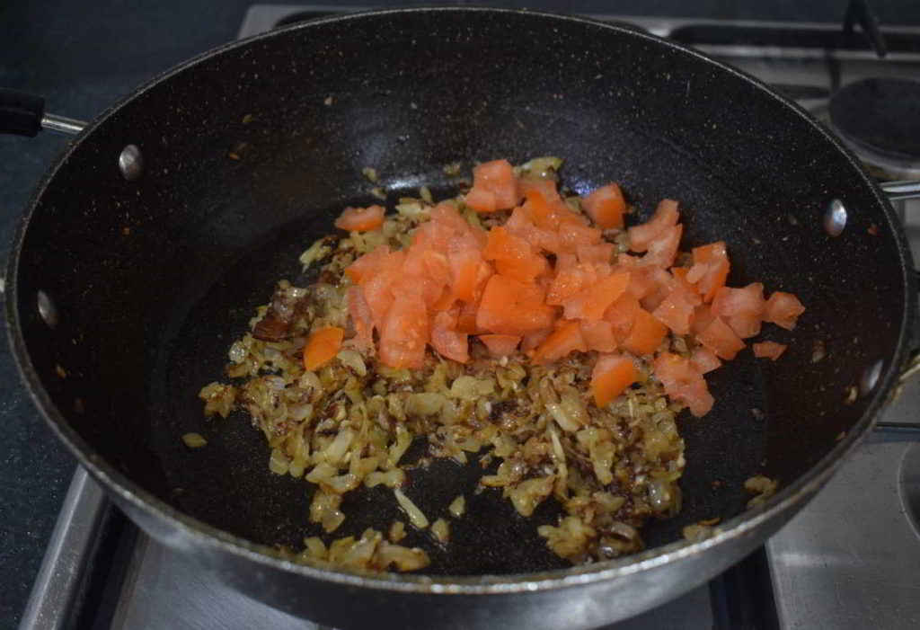 Hariyali Gobi | Gobi palak gravy | Hariyali gravy - Rumki's Golden Spoon