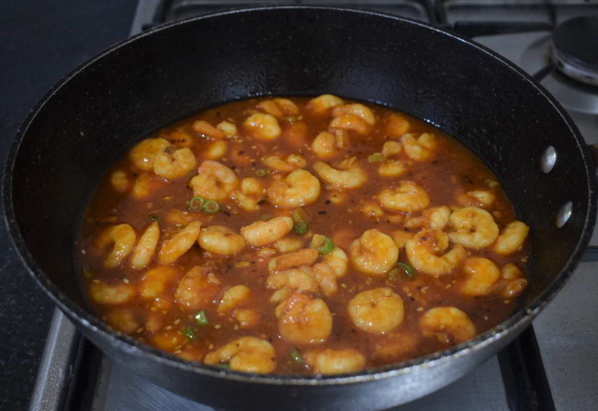 Asian chilli garlic prawns | Garlic prawns Chinese recipe | Asian ...