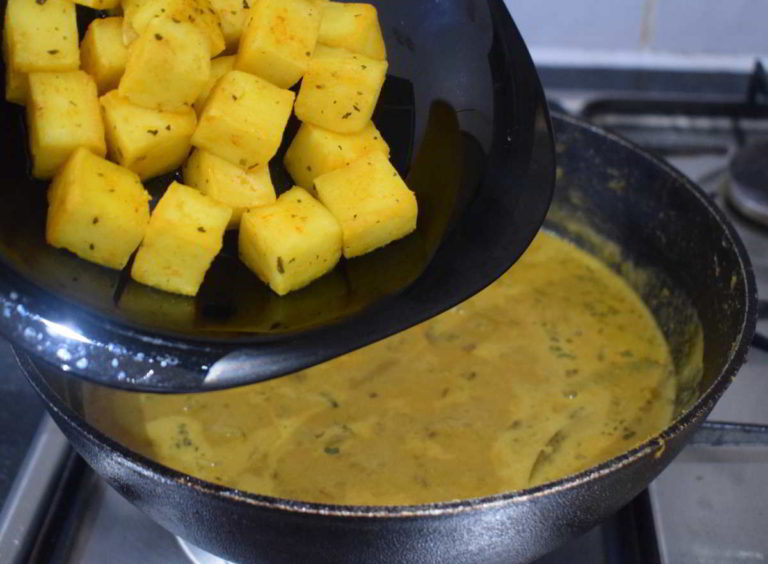 Dahi wala paneer | Dahi paneer masala | How to make Dahi Paneer - Rumki ...