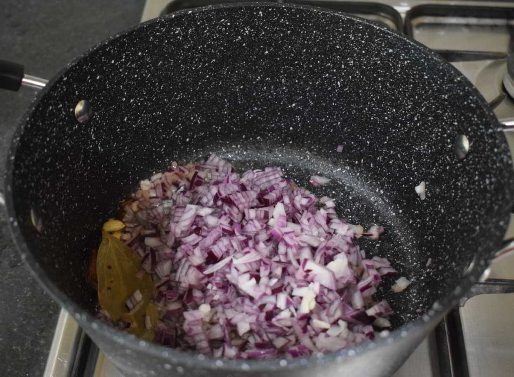 Mushroom do pyaza recipe | How to make mushroom do pyaza - Rumki's ...