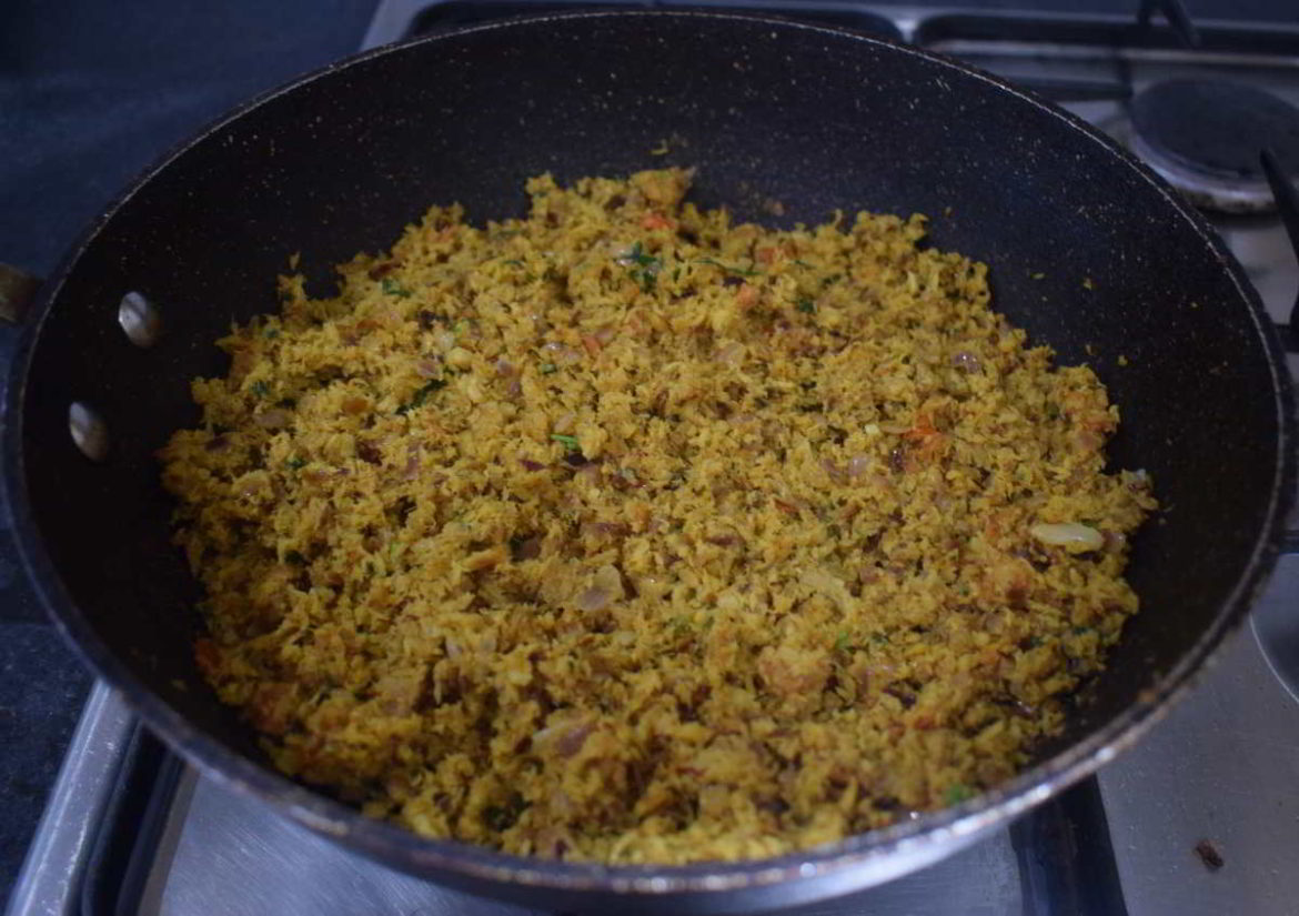 Macher jhuri bhaja | Macher jhuro | Scrambled fish fry - Rumki's Golden ...