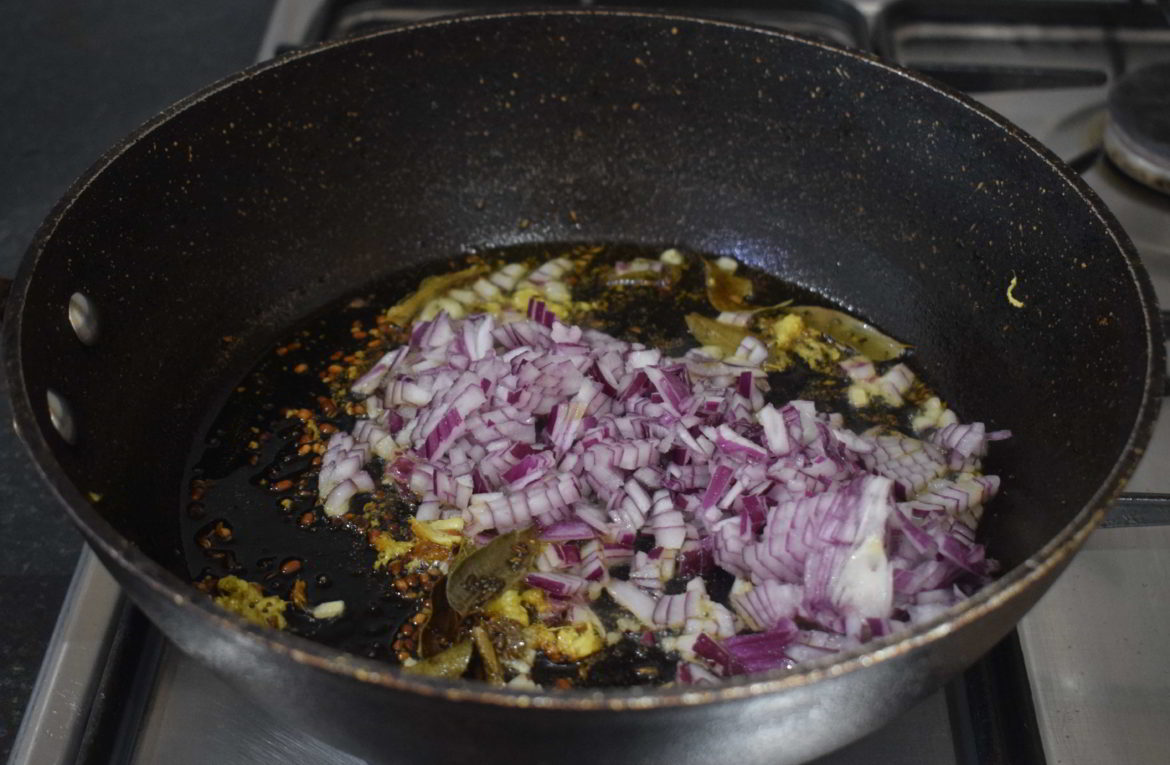 Bread upma recipe | South Indian bread upma recipe | How to make bread ...