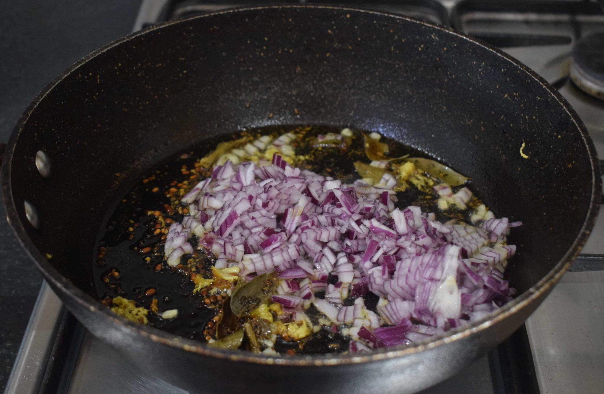 Bread upma recipe | South Indian bread upma recipe | How to make bread ...