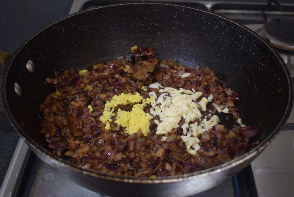 Dhaba style Paneer ki sabji | Dhaba style Paneer gravy | Dhaba style ...