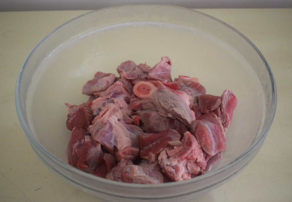 Bhoger mangsho | Niramish pathar mangsho | Mutton curry without onion ...