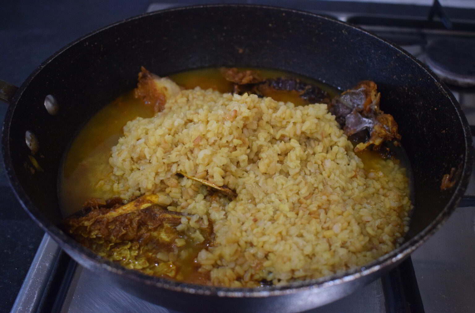 Macher matha diye moong dal | Moong dal with fish head | Fish head ...