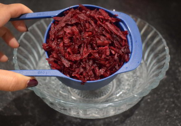 Beetroot pakoda | Beetroot pakora recipe | Beetroot recipe Indian ...