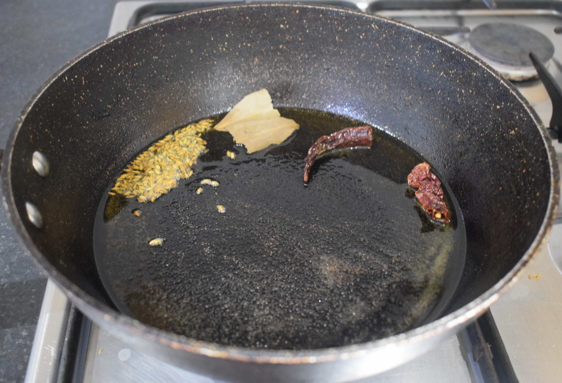 Moong dal diye jhinge ghonto | Jhinge ghonto | Bengali veg recipe ...