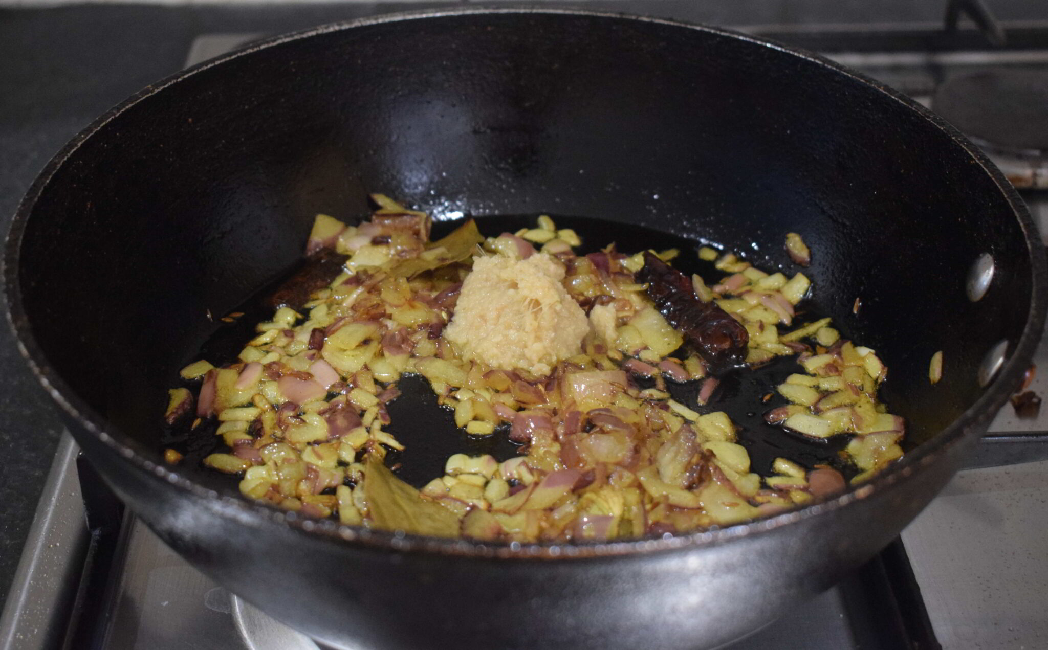 Parwal ki sabji recipe | Aloo parwal ki rasedar sabji | Aloo parwal ki ...