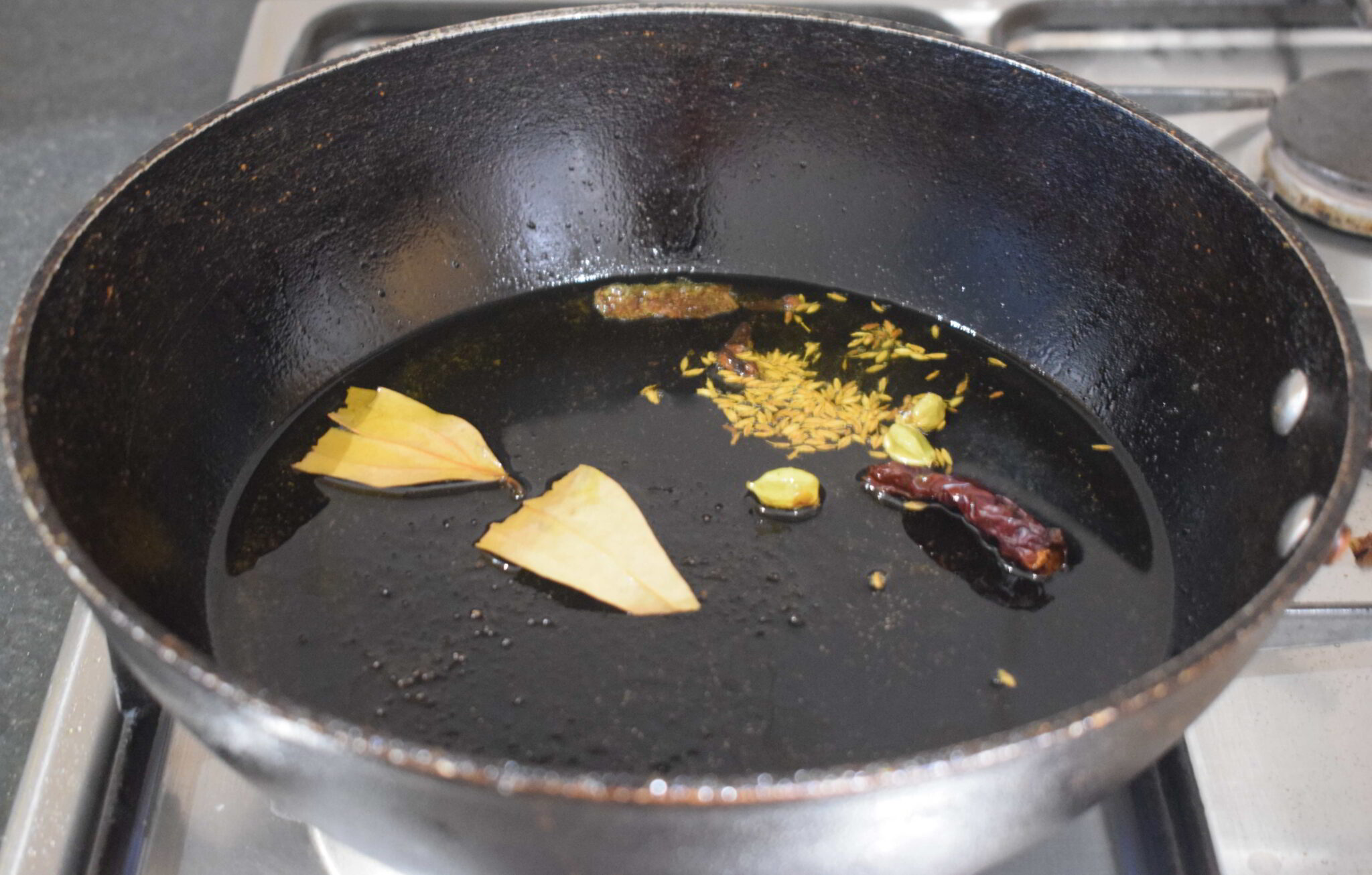 Parwal ki sabji recipe | Aloo parwal ki rasedar sabji | Aloo parwal ki ...