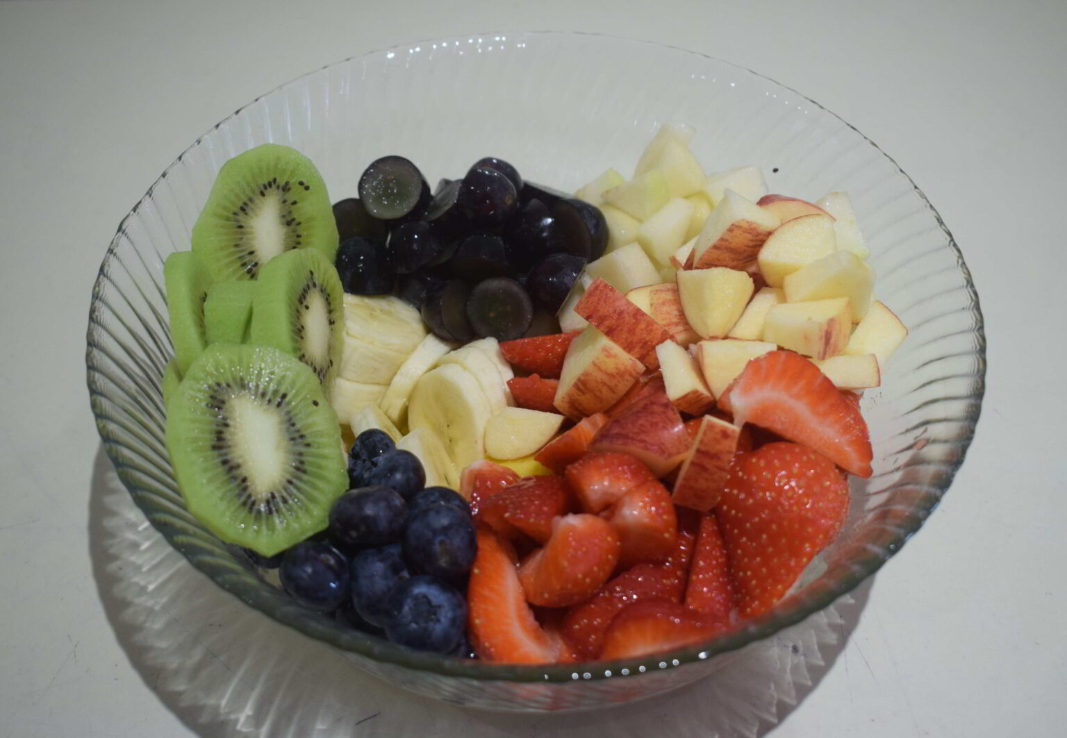 Fruit salad recipe | Summer fruit salad recipe | How to make fruit ...