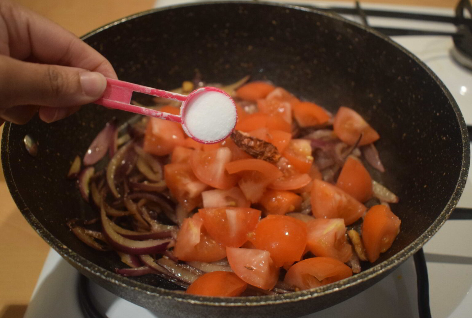 Creamy paneer lababdar | Paneer lababdar recipe | How to make paneer ...